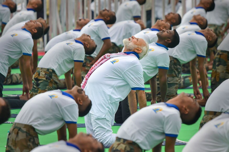 PM Modi Leads 5th International Yoga Day Celebrations; See Pics - News18