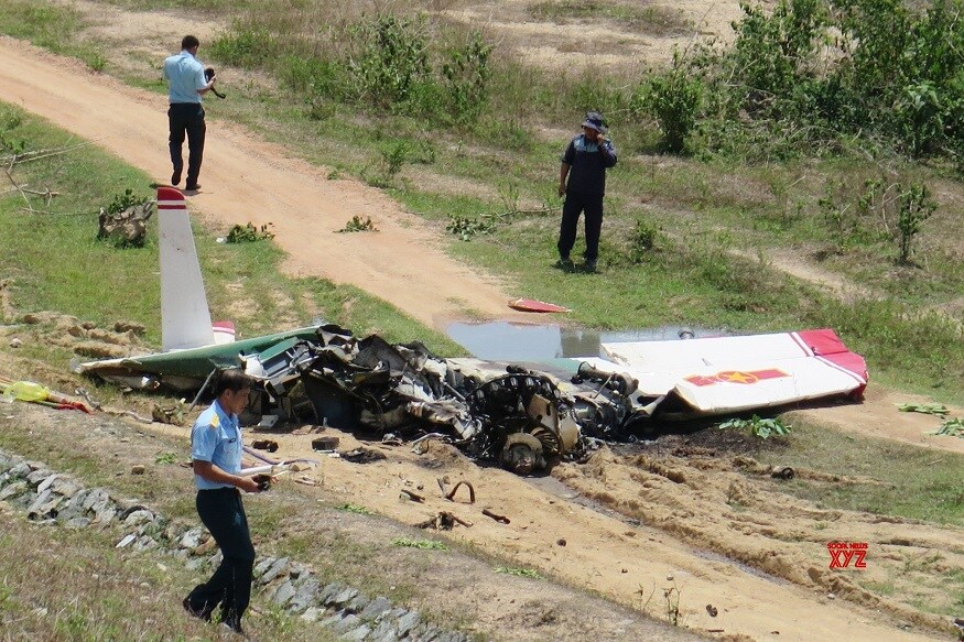Soviet Made Military Plane Crashes in Vietnam, Two Pilots Killed
