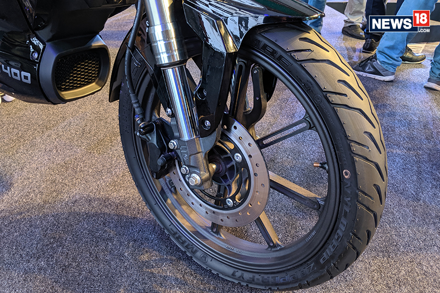 Revolt RV400 AI-Enabled Electric Motorcycle Unveiled - See Photos - News18