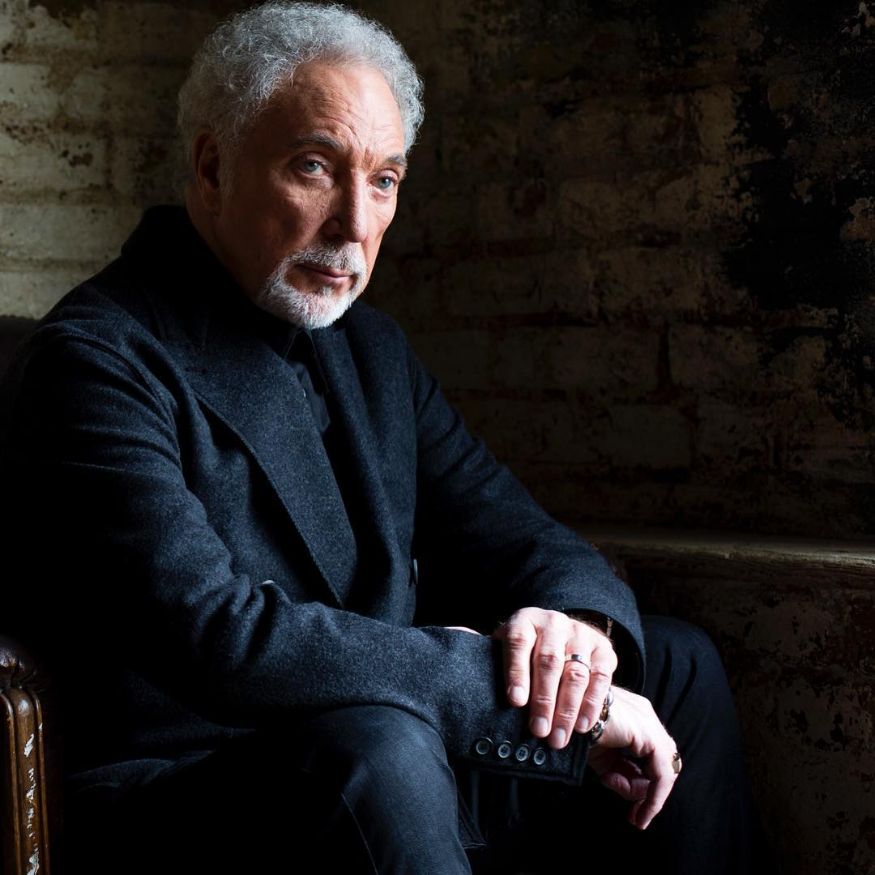 From Rihanna’s Legs to J.Lo's’ Hips, A Look at Celebs & Their Insured ...