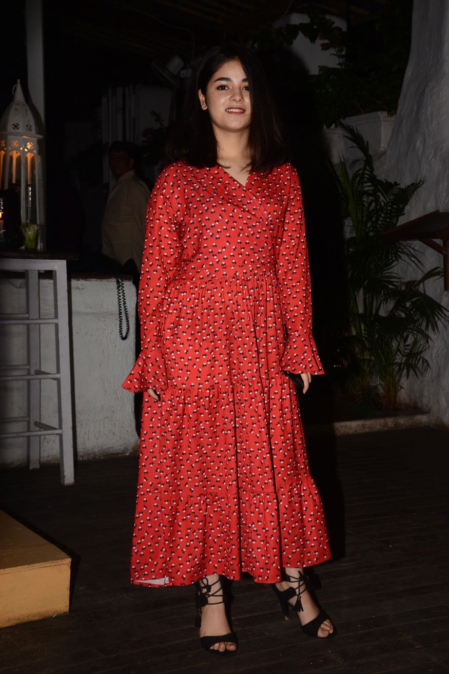 Dangal Actor Zaira Wasim Quits Bollywood, Says Relationship With ...