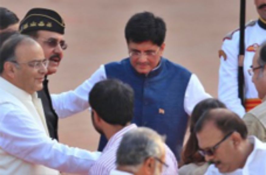 Remembering Arun Jaitley: Journey of Former FM in Rare Images - News18