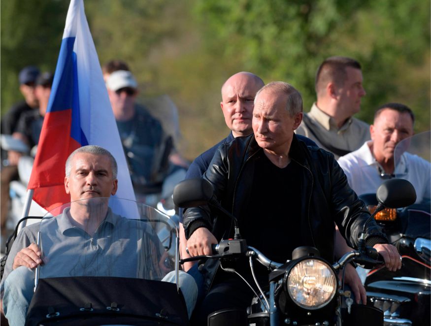 Vladimir Putin Rides Legendary Ural Motorcycle With Night Wolves Bikers ...