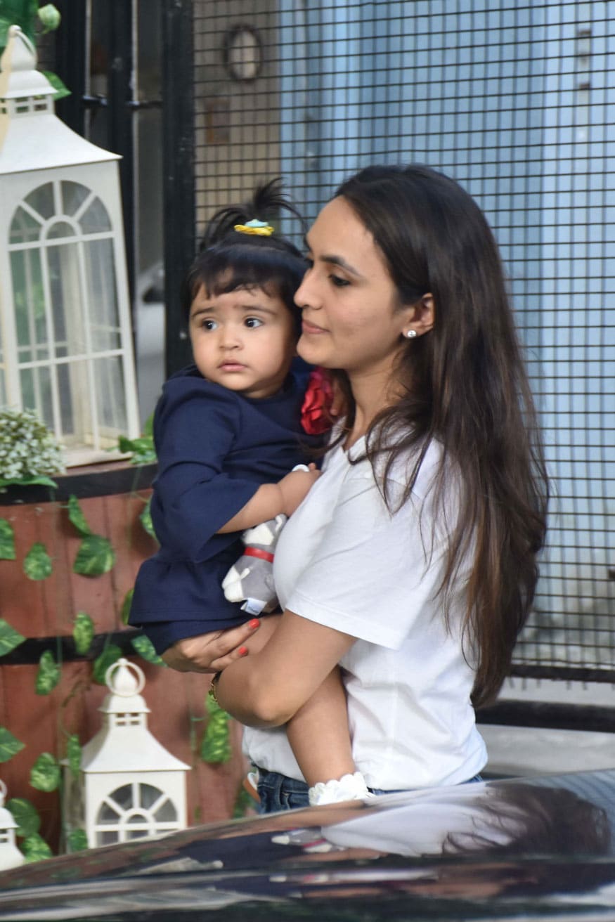 PICS: Shahid Kapoor, Mira Rajput Celebrate Misha's 3rd Birthday - News18