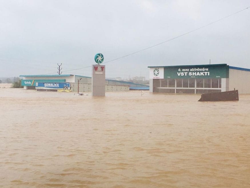 Maharashtra Floods: Dramatic Visuals of Monsoon Fury - News18