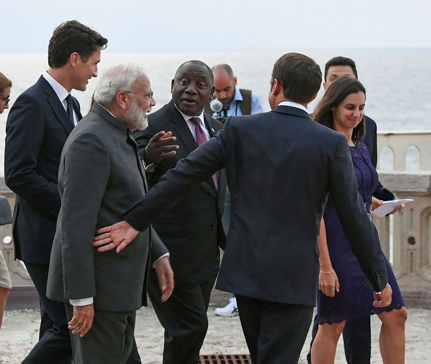 G7 Summit 2019: PM Modi Meets World Leaders in France - News18