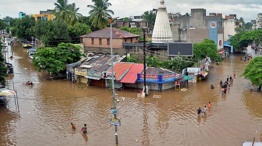 Maharashtra Floods: Dramatic Visuals of Monsoon Fury - News18