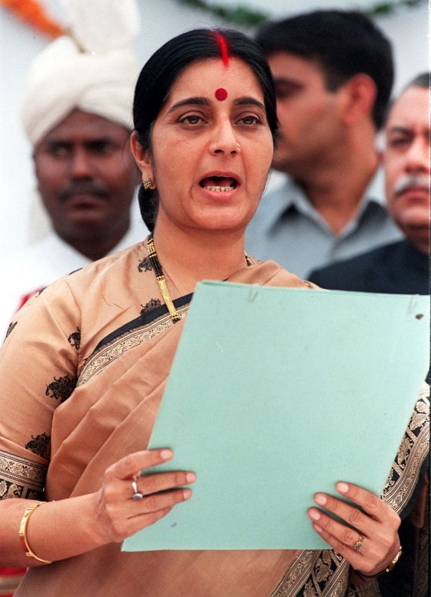 Remembering Sushma Swaraj: Rare Pictures Of 'Millennial' Minister - News18