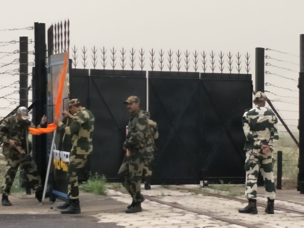 Thar Express, with 165 on Board, Gets Pakistan Clearance for Onward ...