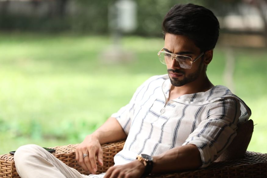 Actor Aakash Ahuja Wins Hearts as Baddie in 'Pal Pal Dil Ke Pass' - News18