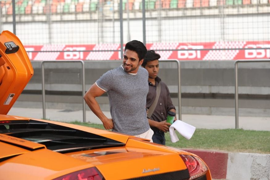 Actor Aakash Ahuja Wins Hearts as Baddie in 'Pal Pal Dil Ke Pass' - News18