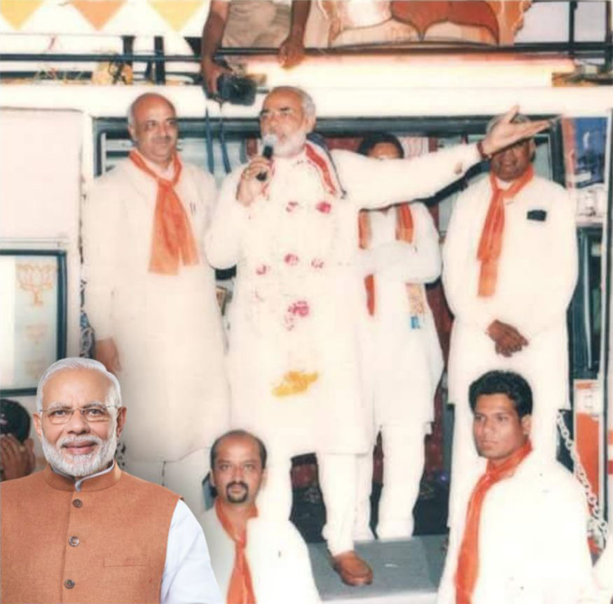Timeless Photos of PM Narendra Modi from the Past