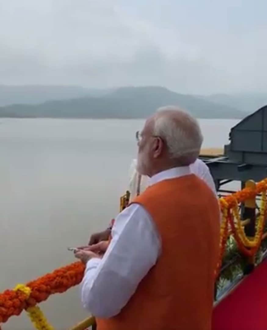 PM Narendra Modi Celebrates 69th Birthday in Gujarat | PHOTOS - News18