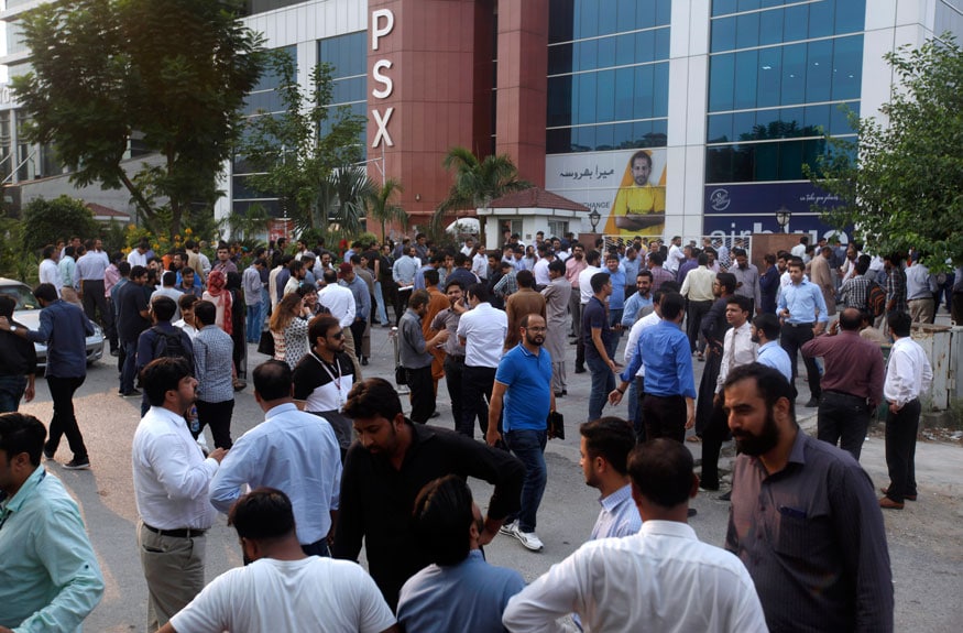 Aftermath Photos Show Damages After Earthquake in Pakistan - News18