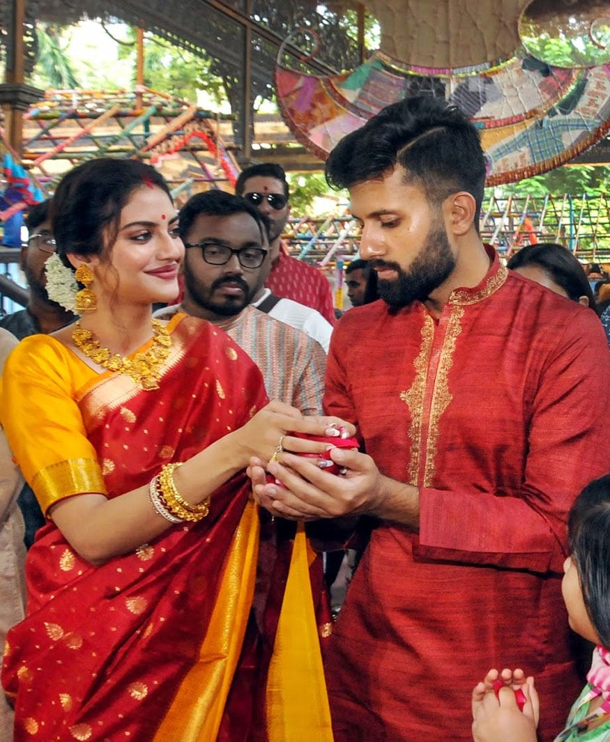 Durga Puja 2019: TMC MP Nusrat Jahan Celebrates Sindoor Khela - News18