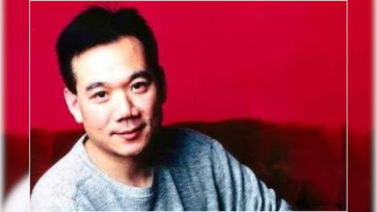 Colours of the Mountain Author Da Chen Dies at 57 - News18