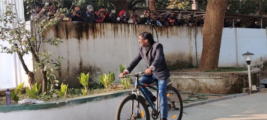 Personal Pictures of Jharkhand's Expected CM Hemant Soren - News18