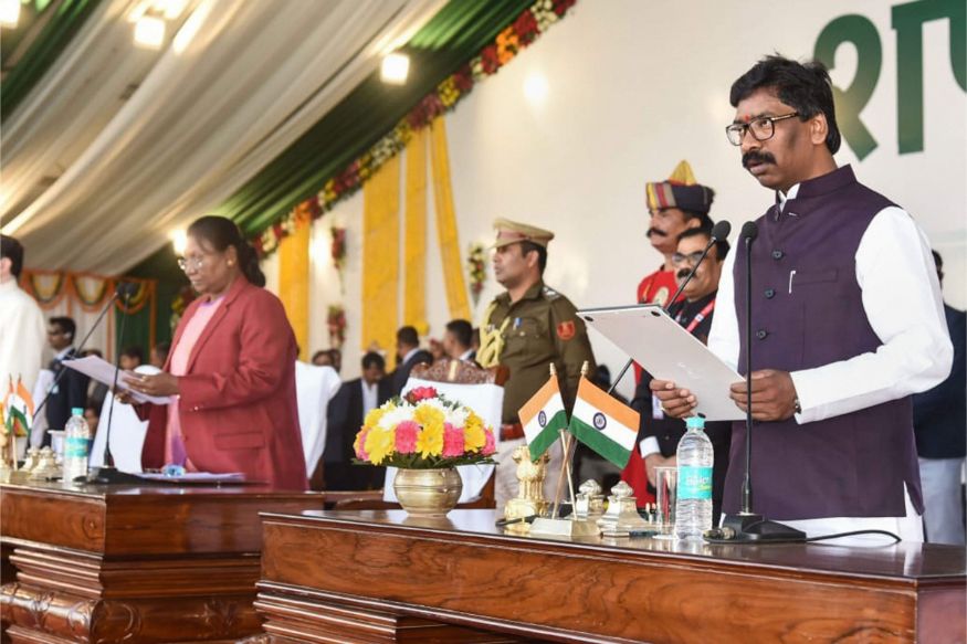 Pictures From Jharkhand CM Hemant Soren's Swearing-in Ceremony - News18