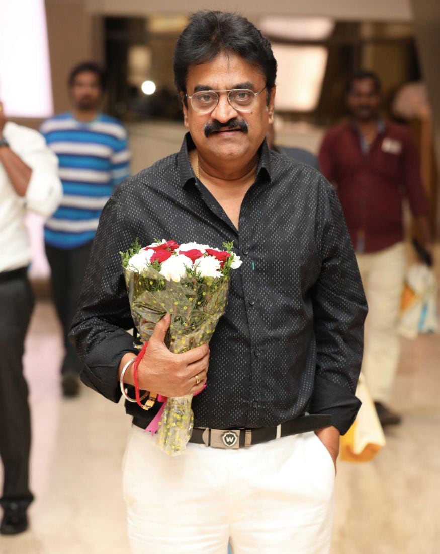 Kollywood Star Sathish & Sindhu's Starry Wedding Reception; PICS - News18