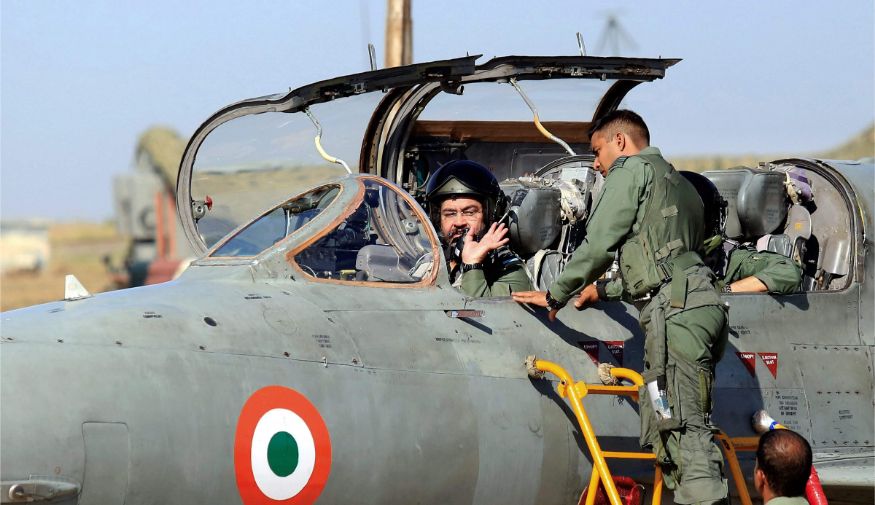 IAF’s Kargil Hero MiG 27 Roars Through the Skies One Last Time - News18