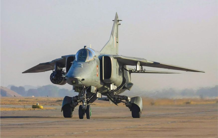 IAF’s Kargil Hero MiG 27 Roars Through the Skies One Last Time ...