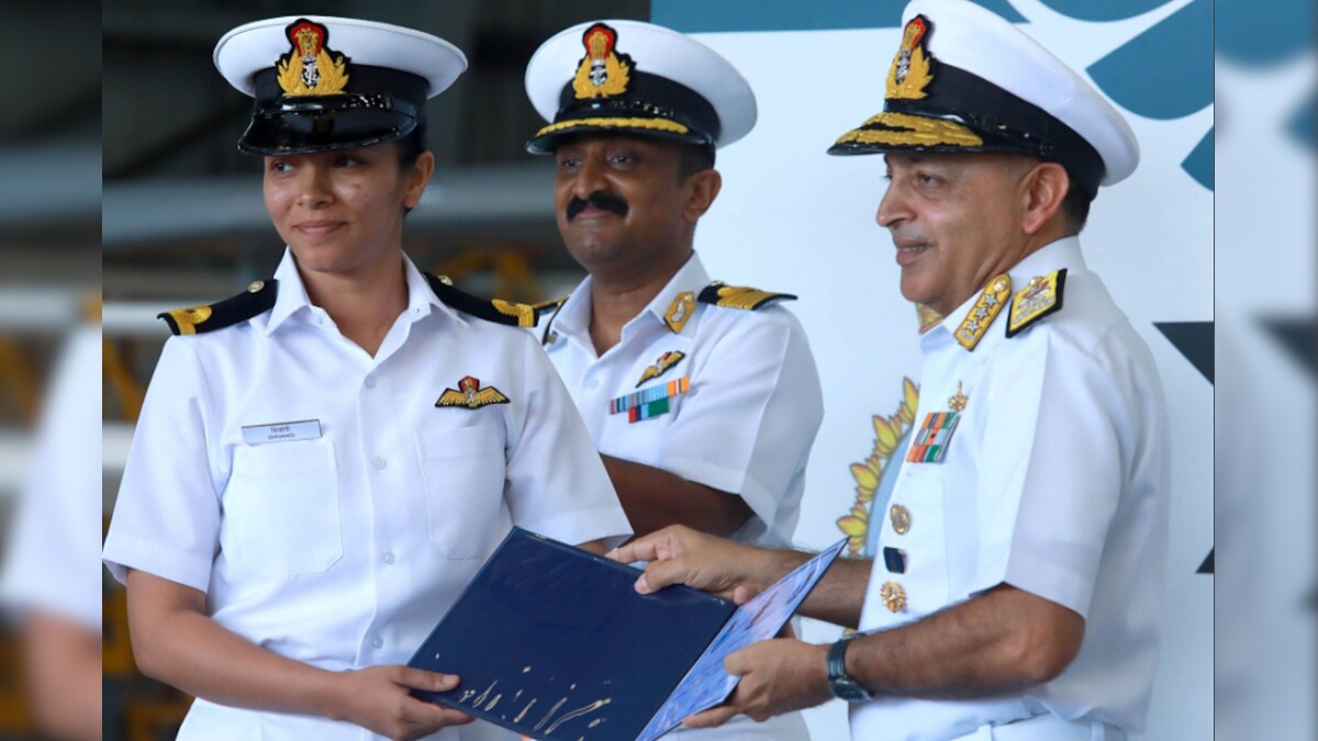 Sub-Lieutenant Shivangi Becomes Navy's First Naval Woman Pilot - News18