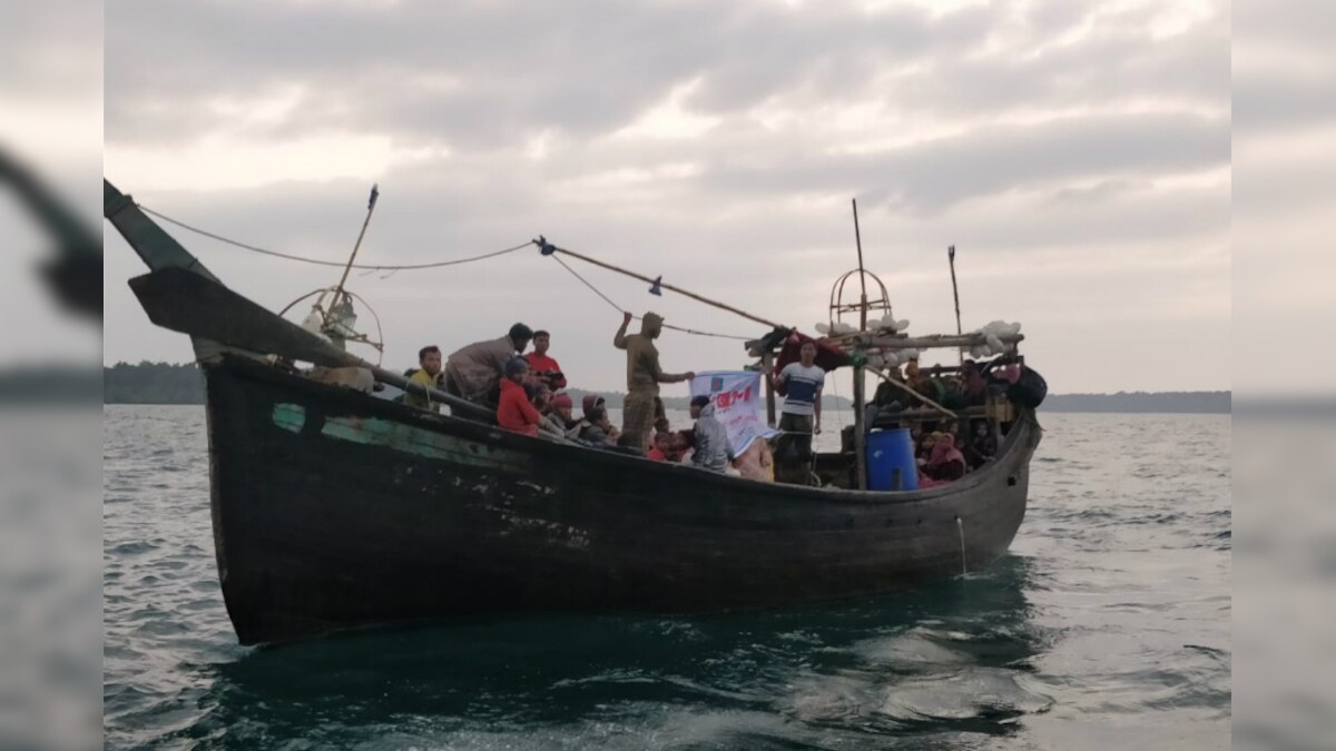 60 Rohingya Die and Hundreds Rescued from Boat after Weeks at Sea - News18