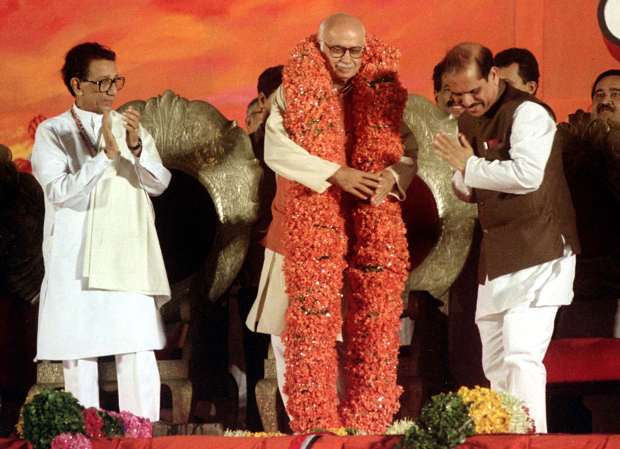 Remembering Bal Thackeray: 35 Rare Photos of Shiv Sena Supremo ...