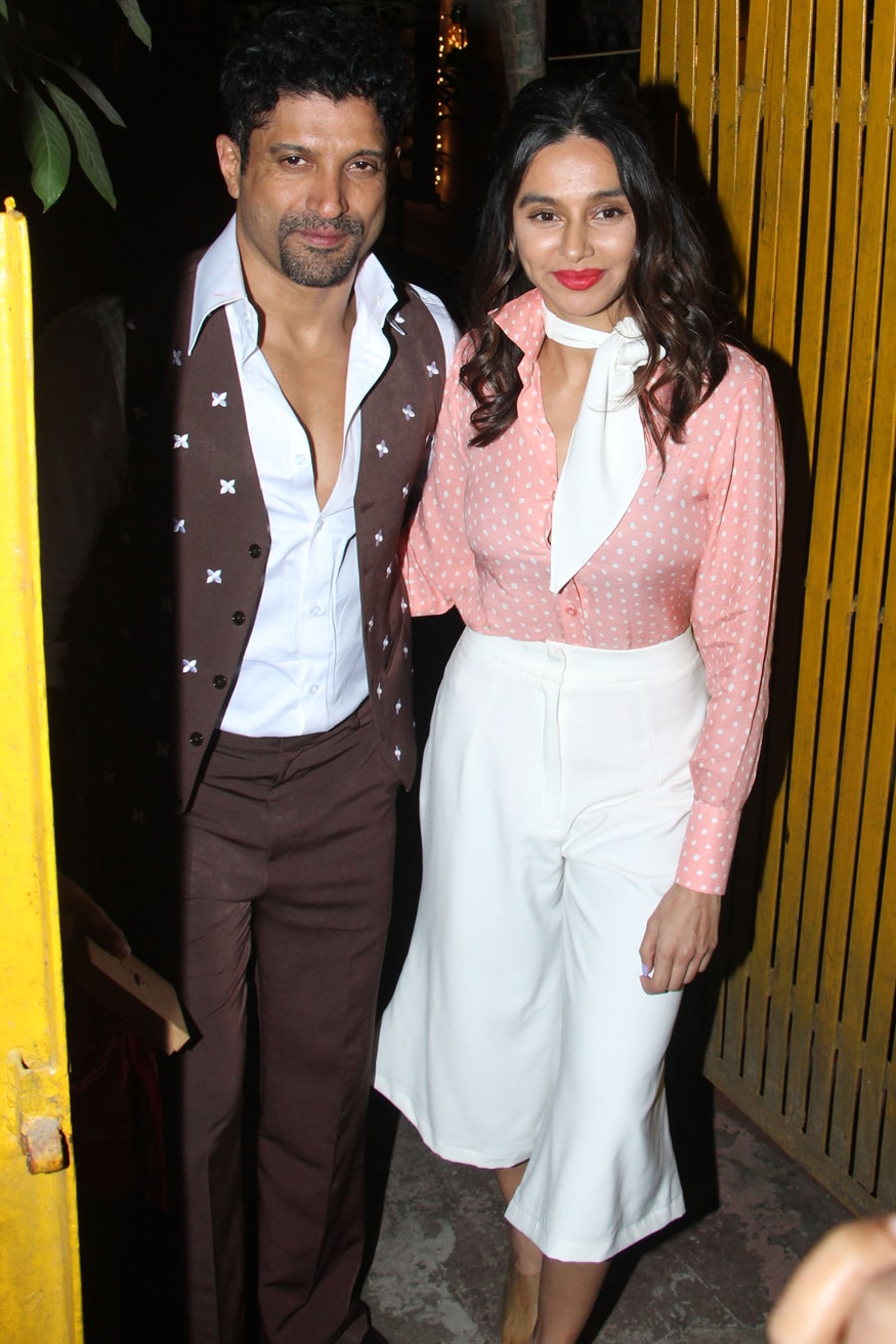 Bollywood Stars Go Retro to Celebrate Javed Akhtar's 75th Birthday; See ...