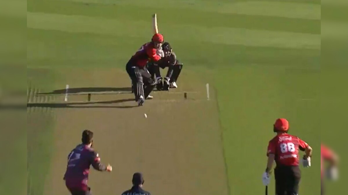 Leo Carter Smashes Six Sixes in an Over in New Zealand's Super Smash ...