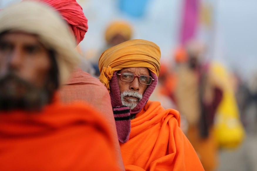 Magh Mela 2020: Devotees Take Holy Dip at Sangam on Mauni Amavasya - News18