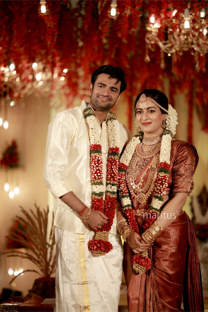 Celebrities at Maniyanpilla Raju’s Son Sachin & Aiswarya's Wedding - News18