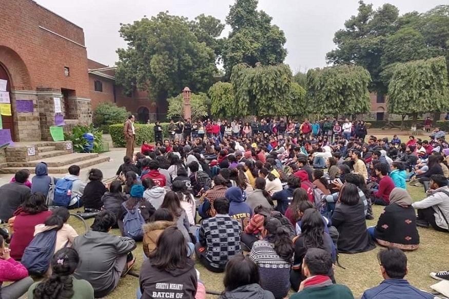 In Rare Sight, Students of St Stephen’s College Walk Out of Classrooms ...
