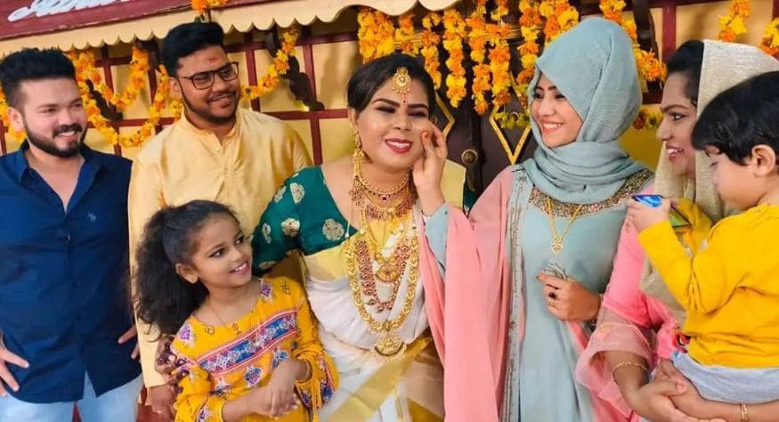 Transwoman Journo Heidi Saadia Ties the Knot on Republic Day - News18