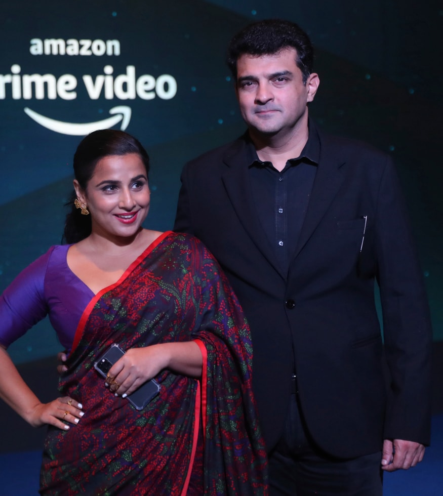 Bollywood Stars Party With World's Richest Man, Jeff Bezos - News18