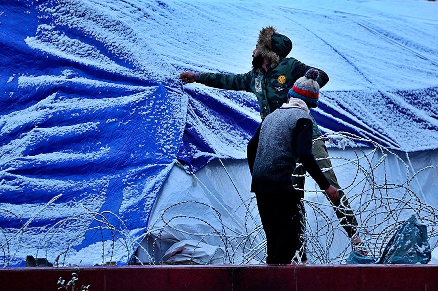 Baghdad Receives Snowfall For the Second Time in This Century; PICS ...