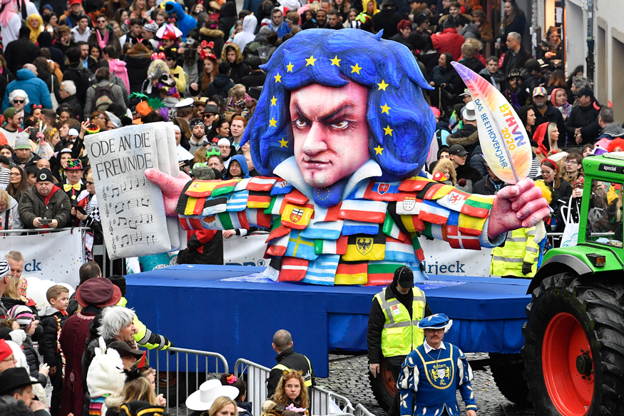 Germany Carnival 2020: Colourful Floats Mock World Leaders - News18