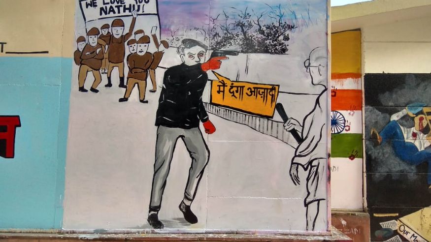 Politics & Graffitis: A Tour of Jamia's Eye-Catching Street-Art - News18