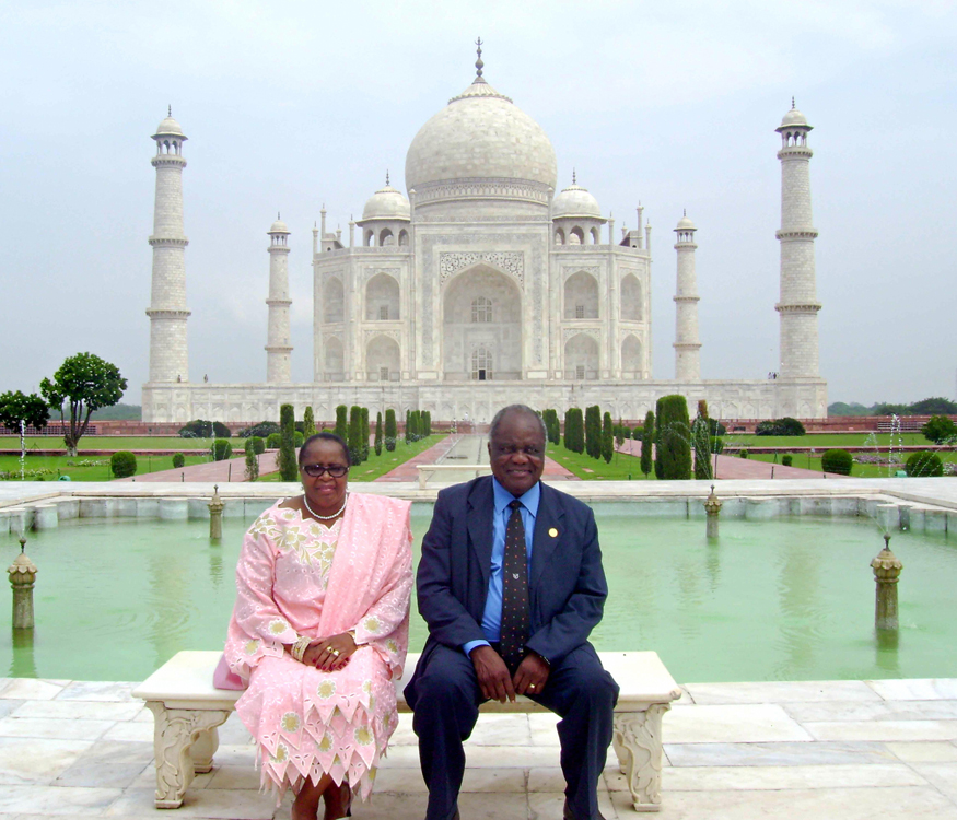 Top World Leaders Who Visited the Taj Mahal - In Pictures - News18