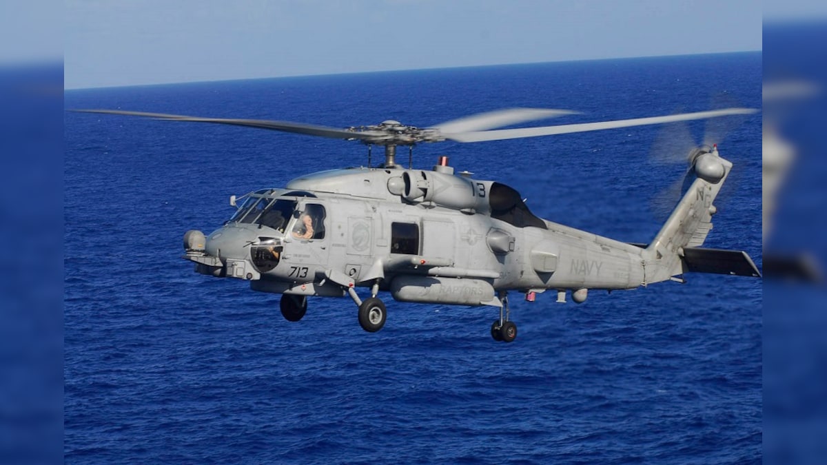 A Look at Sikorsky MH-60R 'Romeo' Seahawk Helicopter That Can Hunt ...