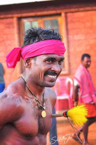 Kambala Jockey Srinivas Gowda Sets Record in Medal Haul - News18