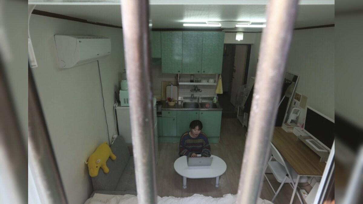 Meet the Real 'Basement Dwellers' in South Korea Depicted in Oscar ...