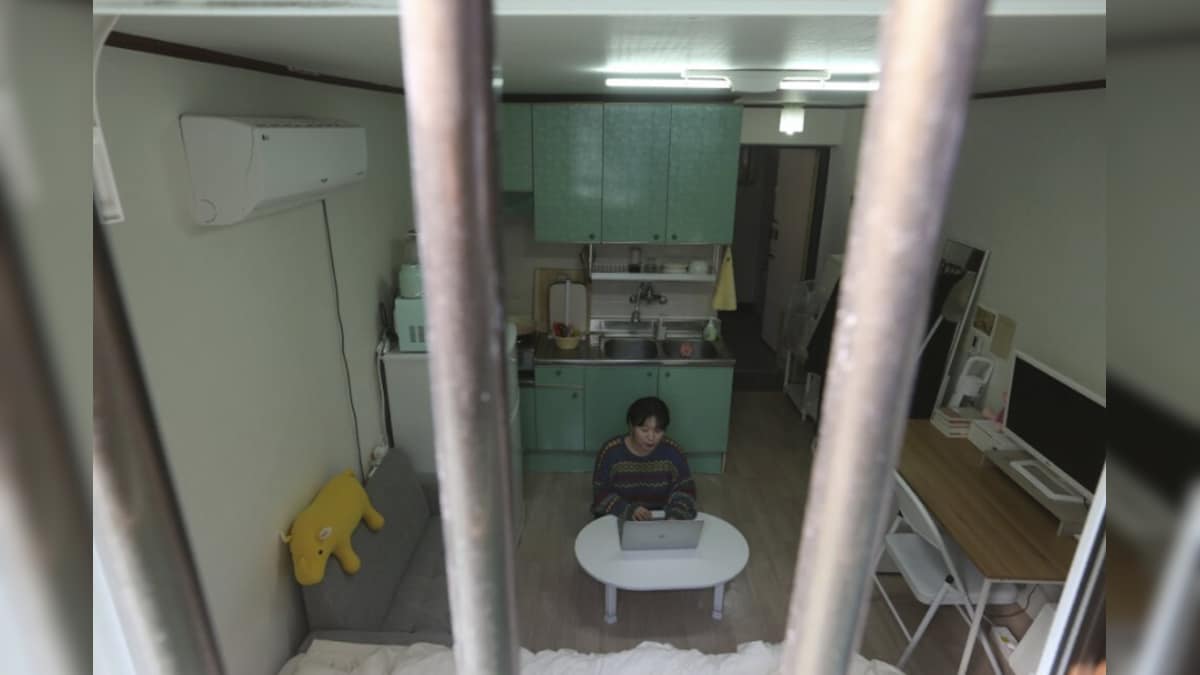 Meet the Real 'Basement Dwellers' in South Korea Depicted in Oscar ...