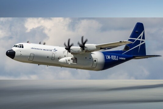Lockheed Martin LM-100J Creates World Record for Heaviest Plane to ...