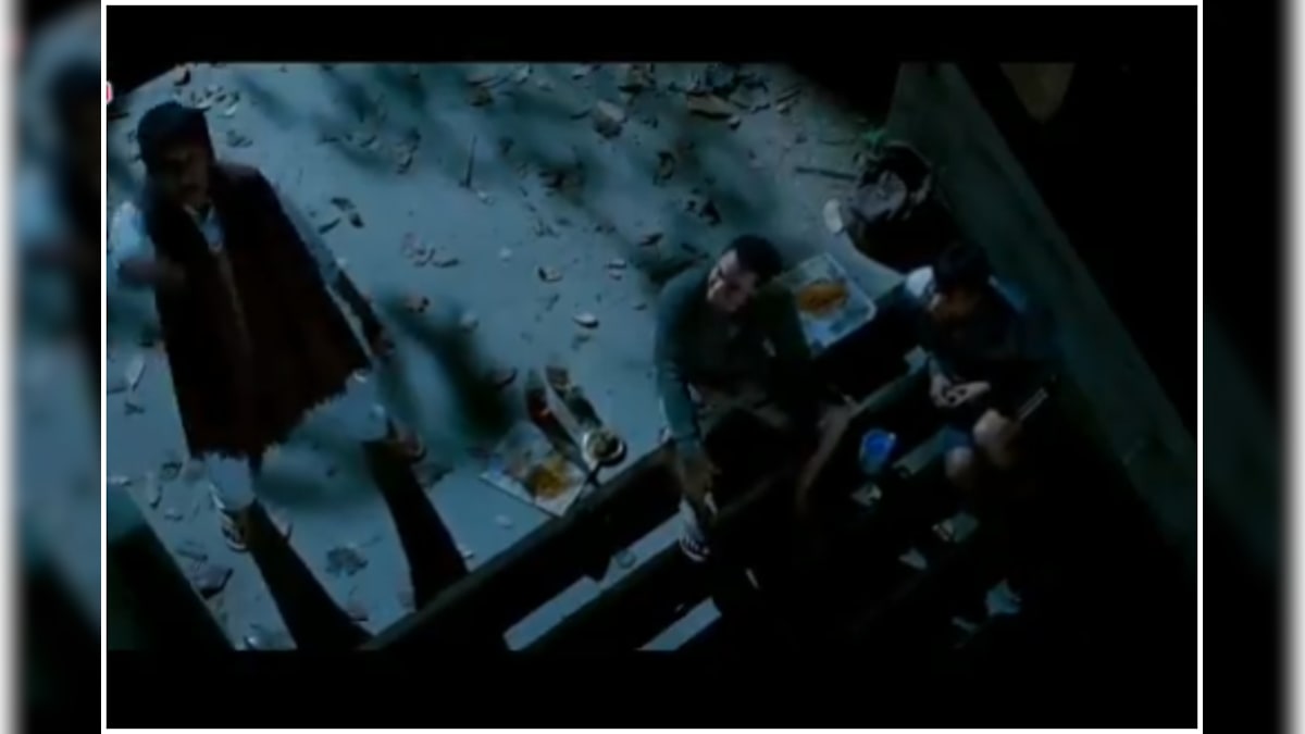 Sharman Joshi's 'Virus Ko Duniya Se Utha Le' Dialogue from 3 Idiots is ...