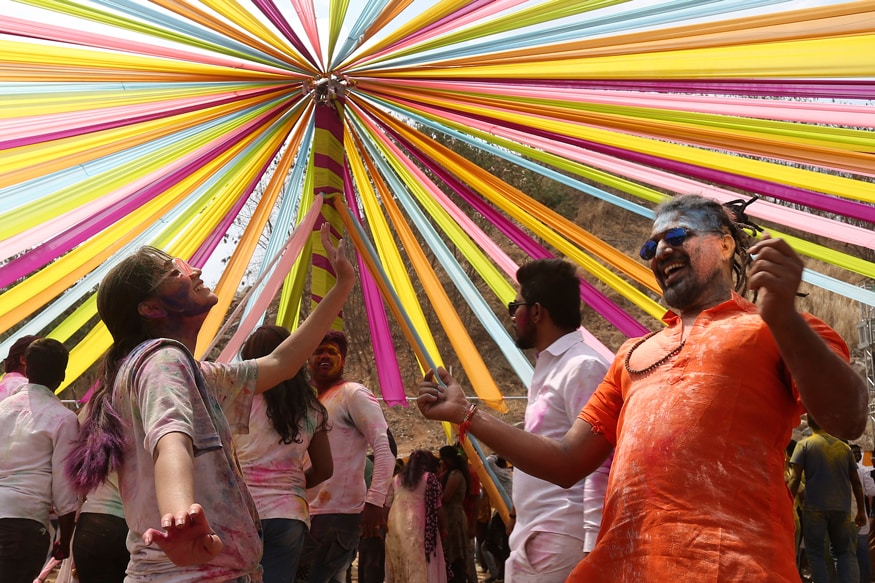Happy Holi 2020: Celebrating the Festival of Colours - News18