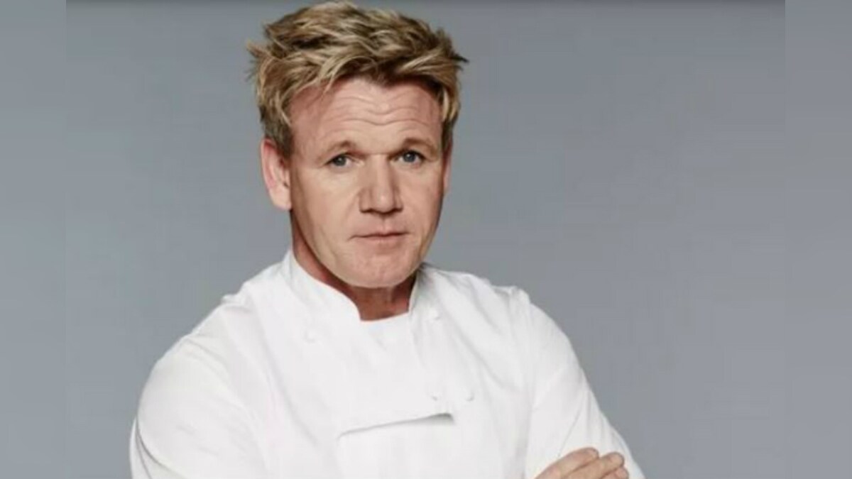 After Teaching Millions How to Cook, Gordon Ramsay Shares a Hand ...