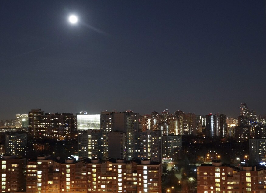Amazing Photos of Largest Super Moon Around The World - News18