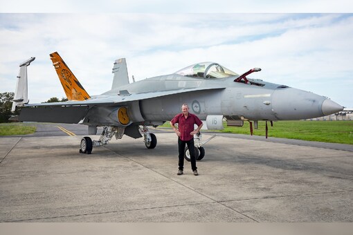 This Man Owns the World’s Biggest Private Fighter Jet Collection ...