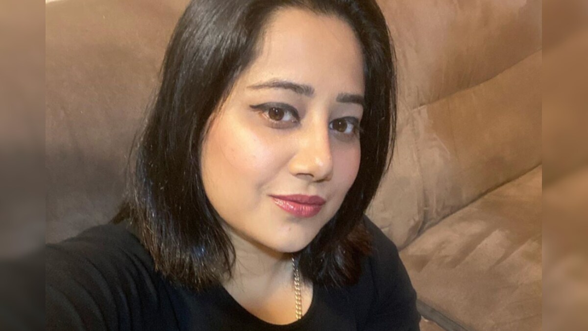 Covid-19: Genda Phool Singer Payal Dev Unveils Song On Pandemic - News18